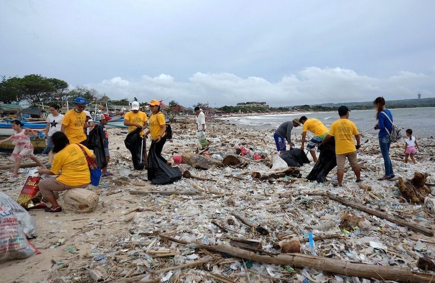 Indonesian Government Announces Steps to Tackle Plastic Pollution ...